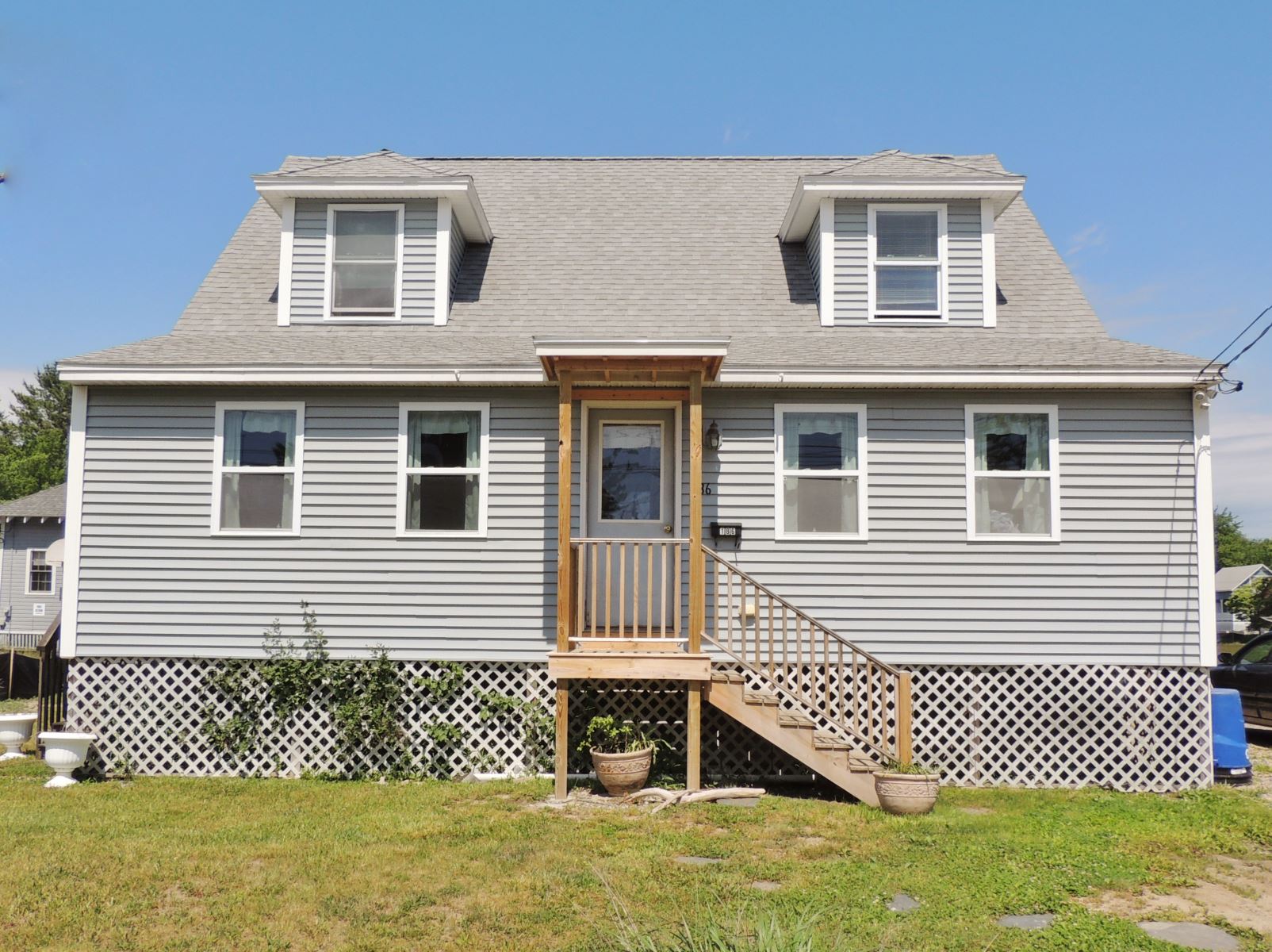 Seashore Property Management - 186 West Grand Maine